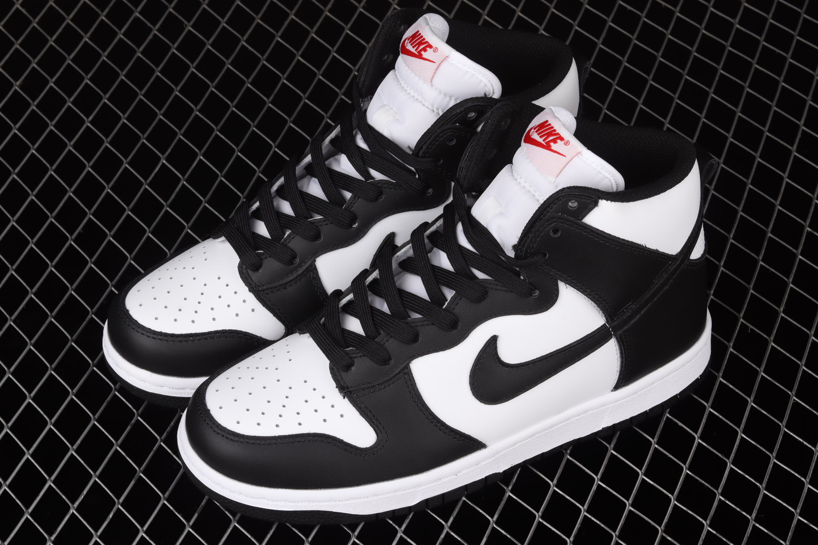 Nike SB Dunk High Panda 2021 Black White University Red DD1869-103 ...